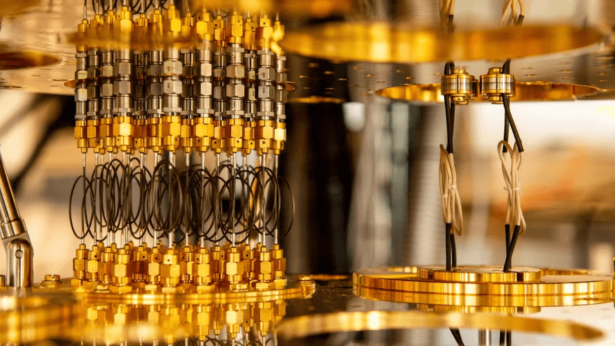 8 Reasons Why Quantum Computing Is Better Than Traditional Computer ...